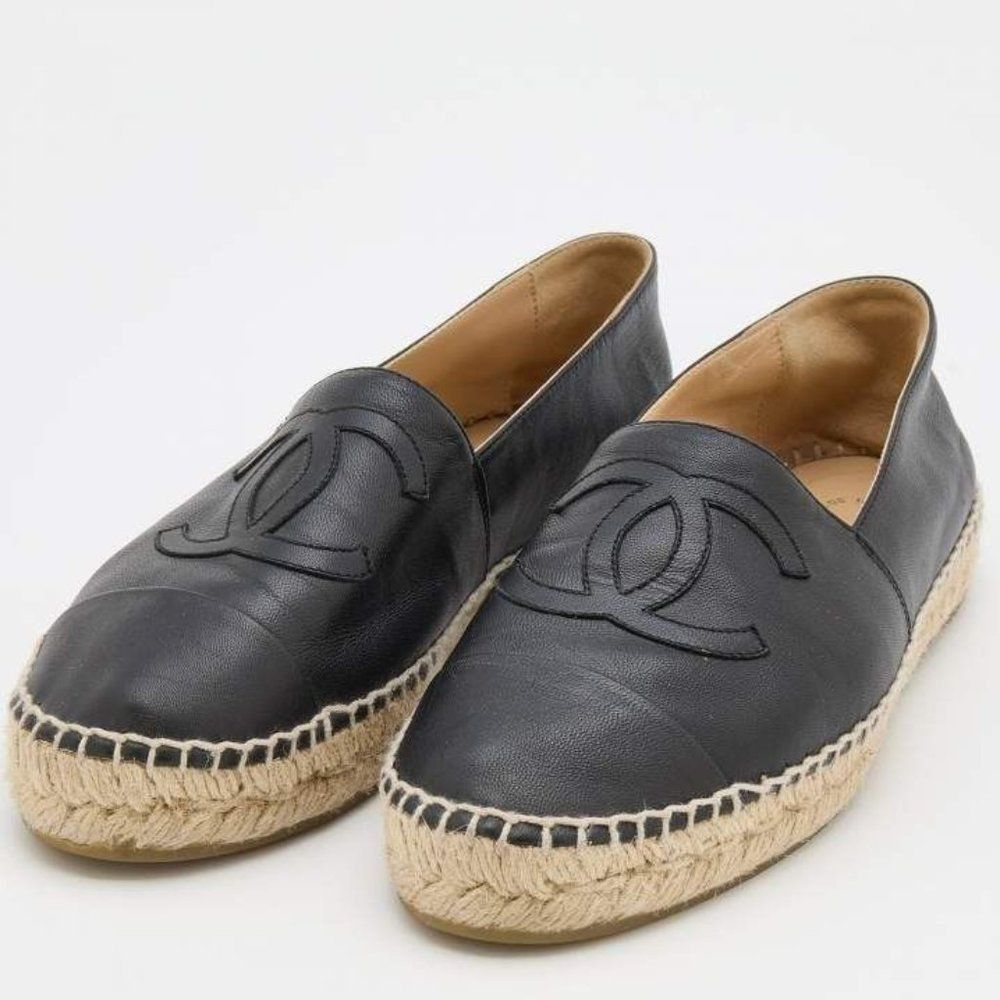 Authentic Chanel Black Leather Signature Cc Logo Espa… - Gem